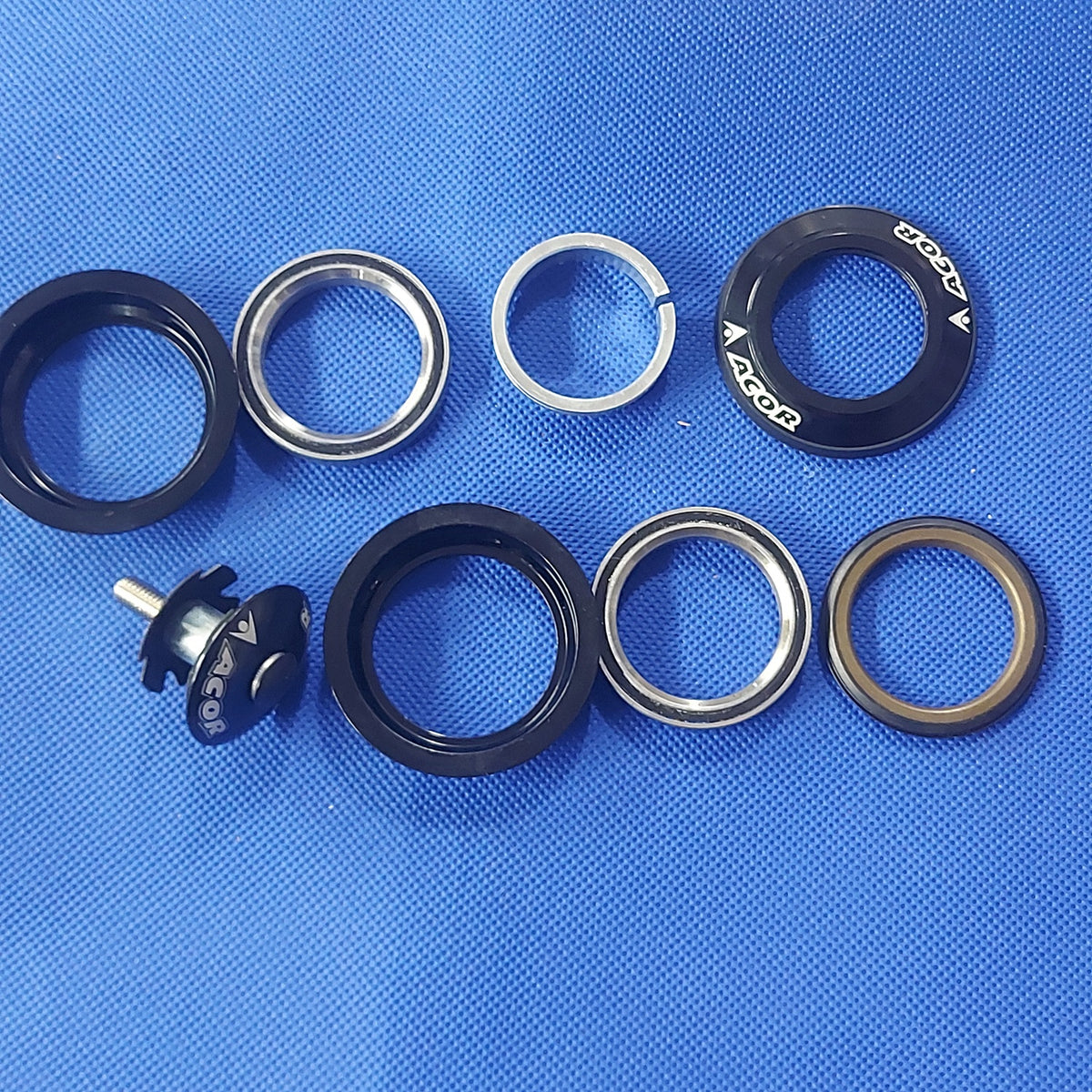 Acor Semi Integrated Threadless Headset 1-1/8" Black – PioraBikes