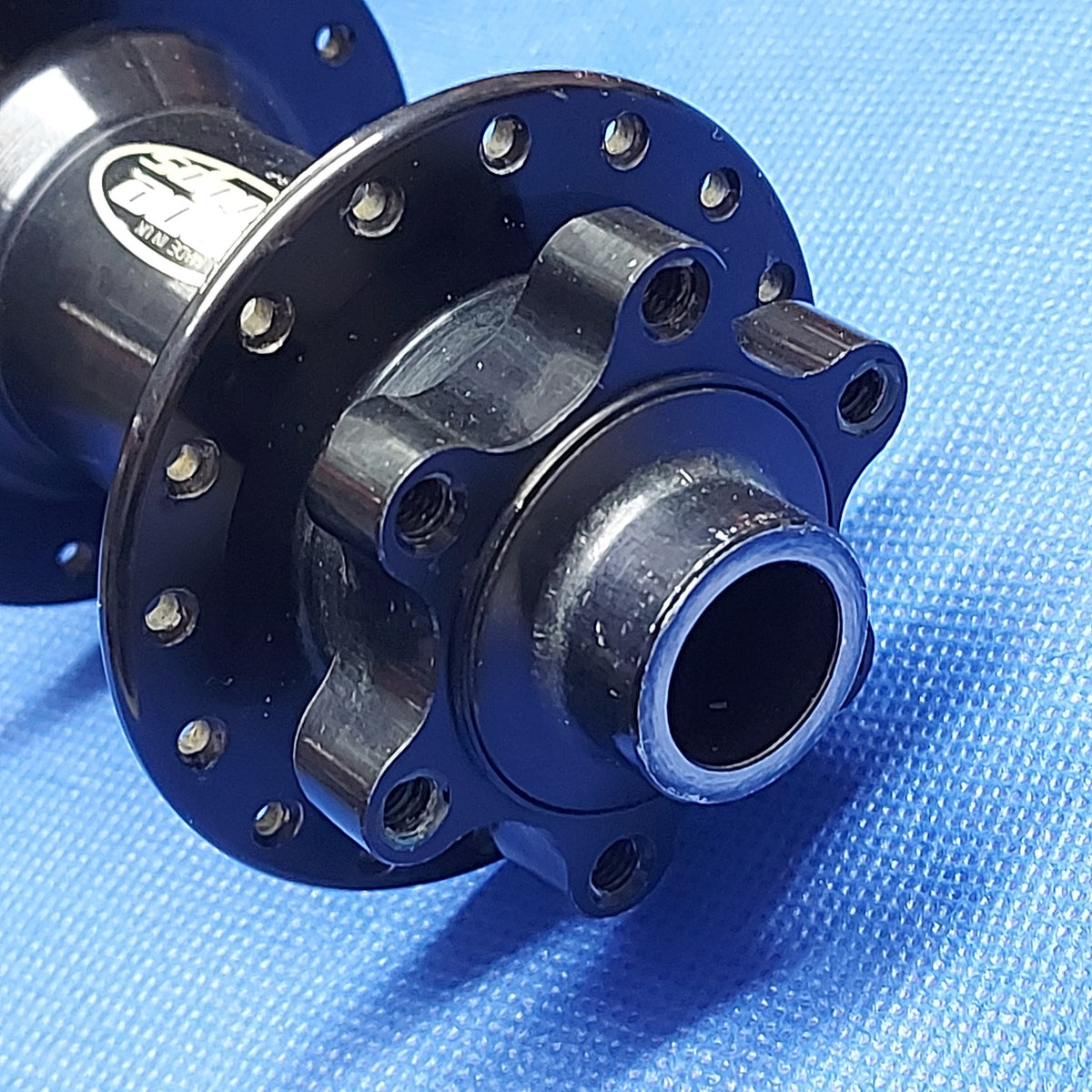 Hope Hoops Pro 2 Evo Hub 100 mm 32 Hole Disc Brake – PioraBikes