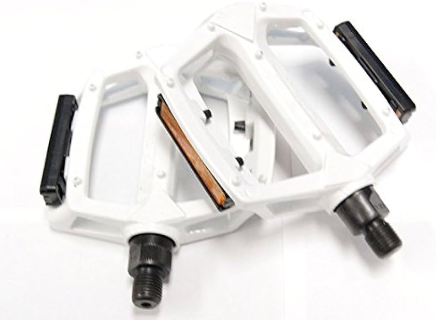 Wellgo Bicycle BMX B087 Type Pedals 1/2" Black/Silver/White – PioraBikes
