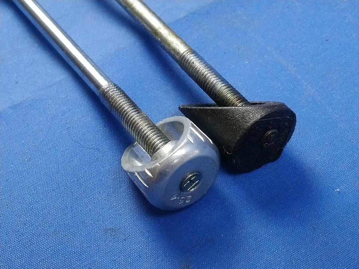 Standard Bicycle Quill Stem Bolt/Wedge for 1" Stereer – PioraBikes