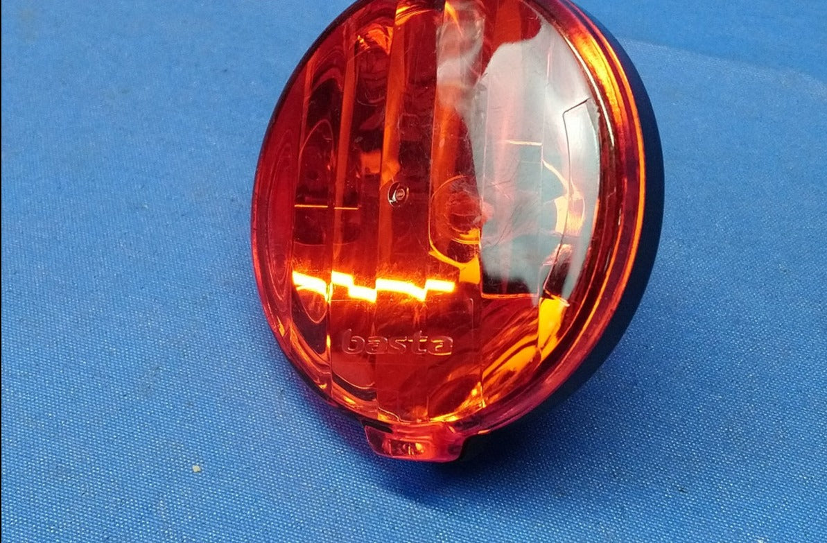 Basta Dynamo Rear Light with Bulb – PioraBikes